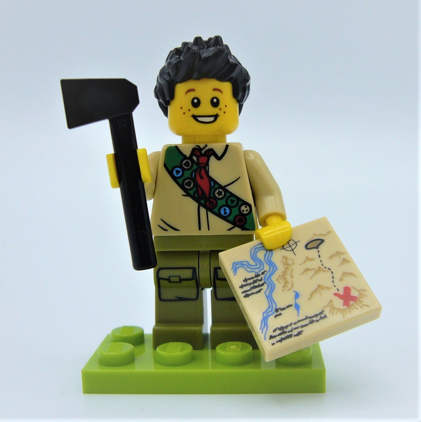 Scout (Boy) – Bricks & Minifigs Grand Rapids